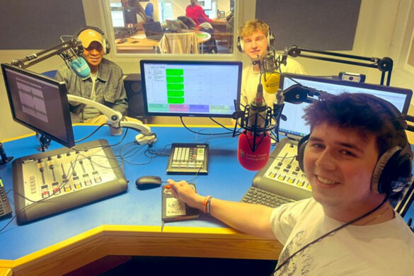 BCB Radio 106.6FM – Tuned in to Bradford
